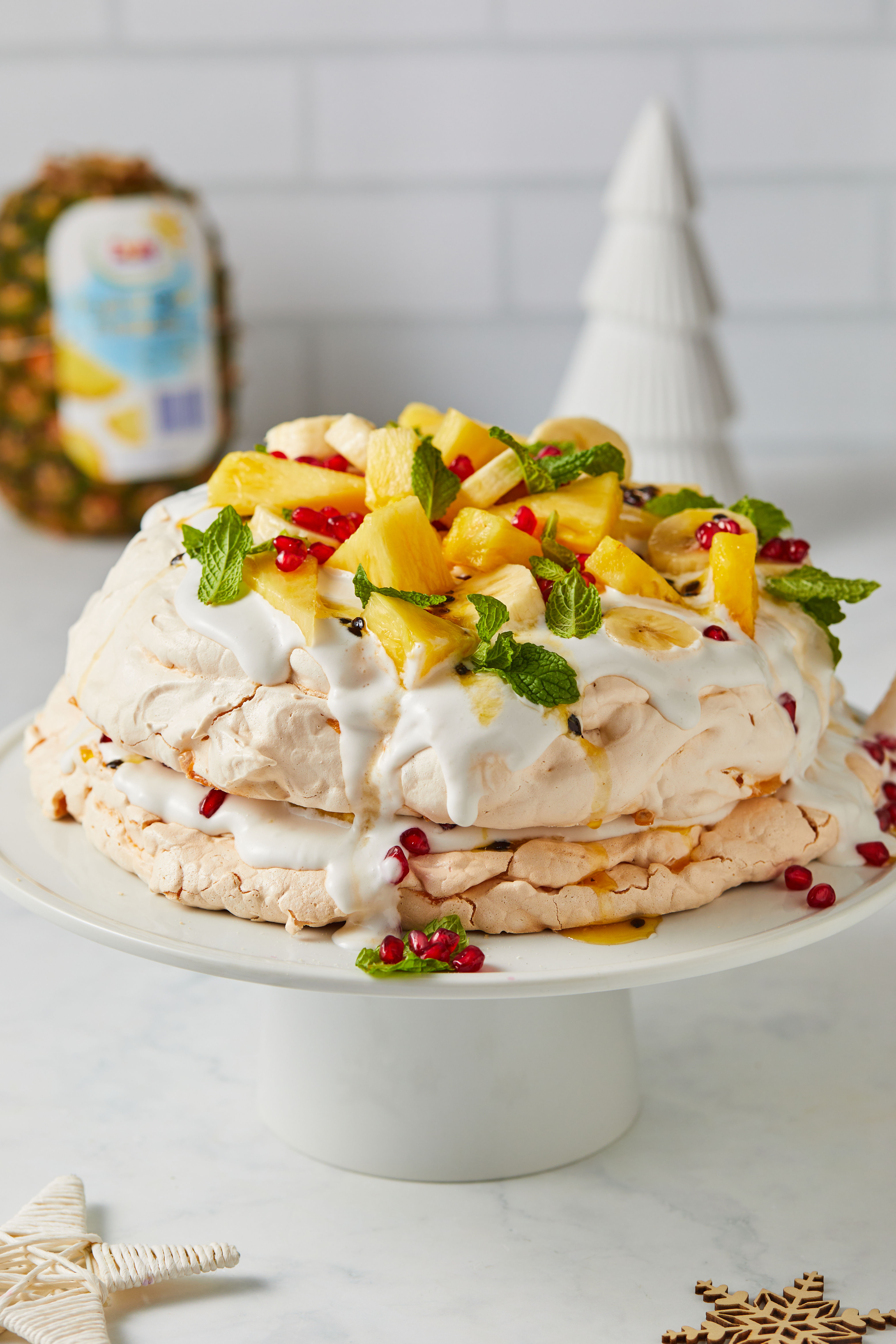 Dole NZ - Christmas Pavlova